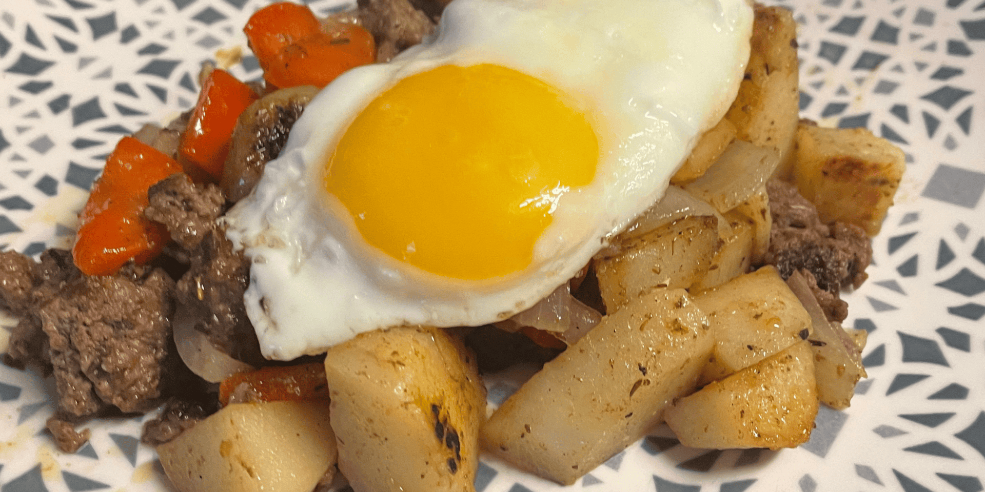 Easy Hash Dinner With Hamburger Patties and Sunnyside Egg