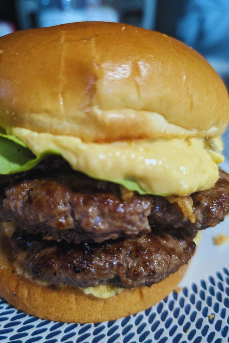 The Best Con Queso Double Burger In Your Cast Iron Grill Pan - A Cents ...